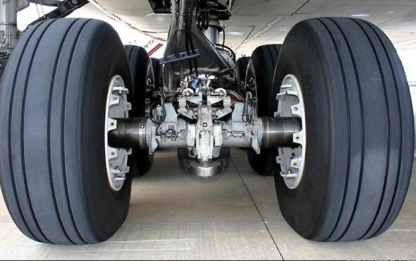 5 Tips for Protecting Your Aircraft - Manyaxis